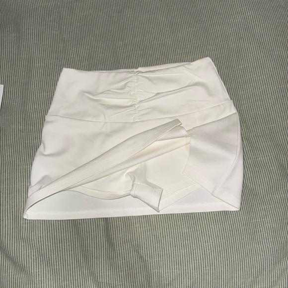 Skirts | Chic White Mini Skort | Poshmark